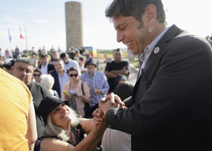 Axel Kicillof lanzó el “Movimiento Derecho al Futuro” - Picado