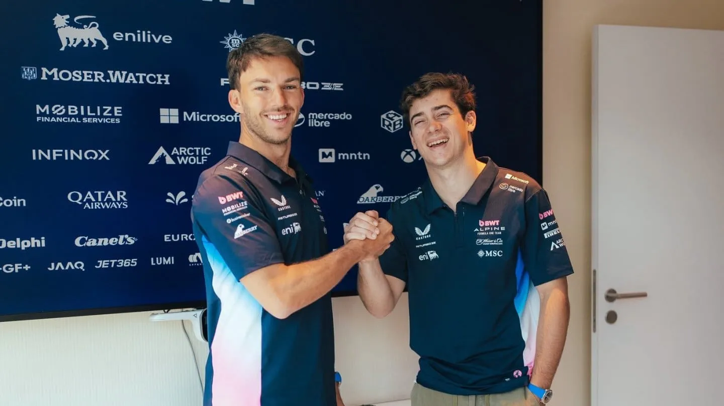 Franco Colapinto le enseñó a Pierre Gasly cómo preparar un mate - Picado